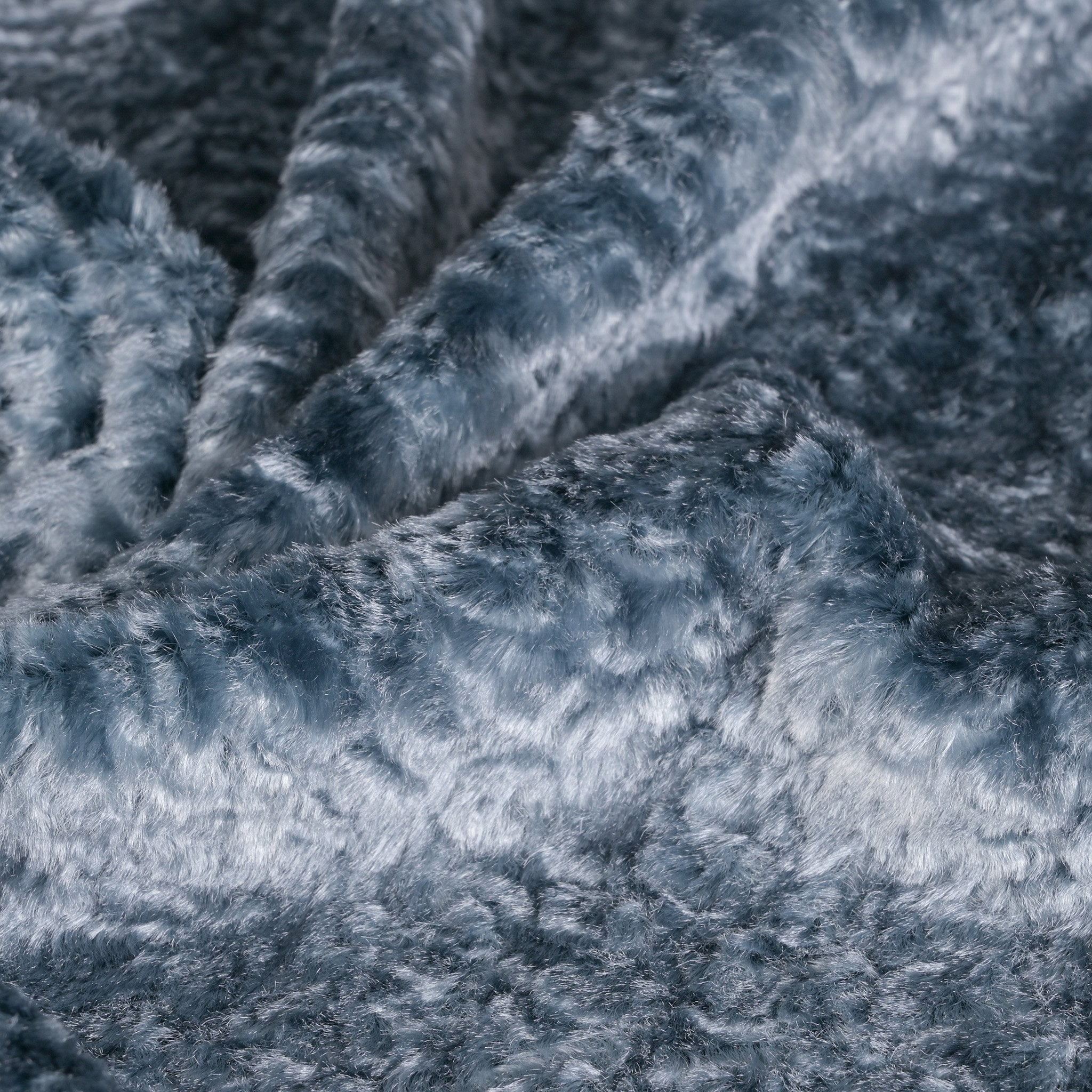 Baby Blue Faux Fur 95240 – Fabrics4Fashion