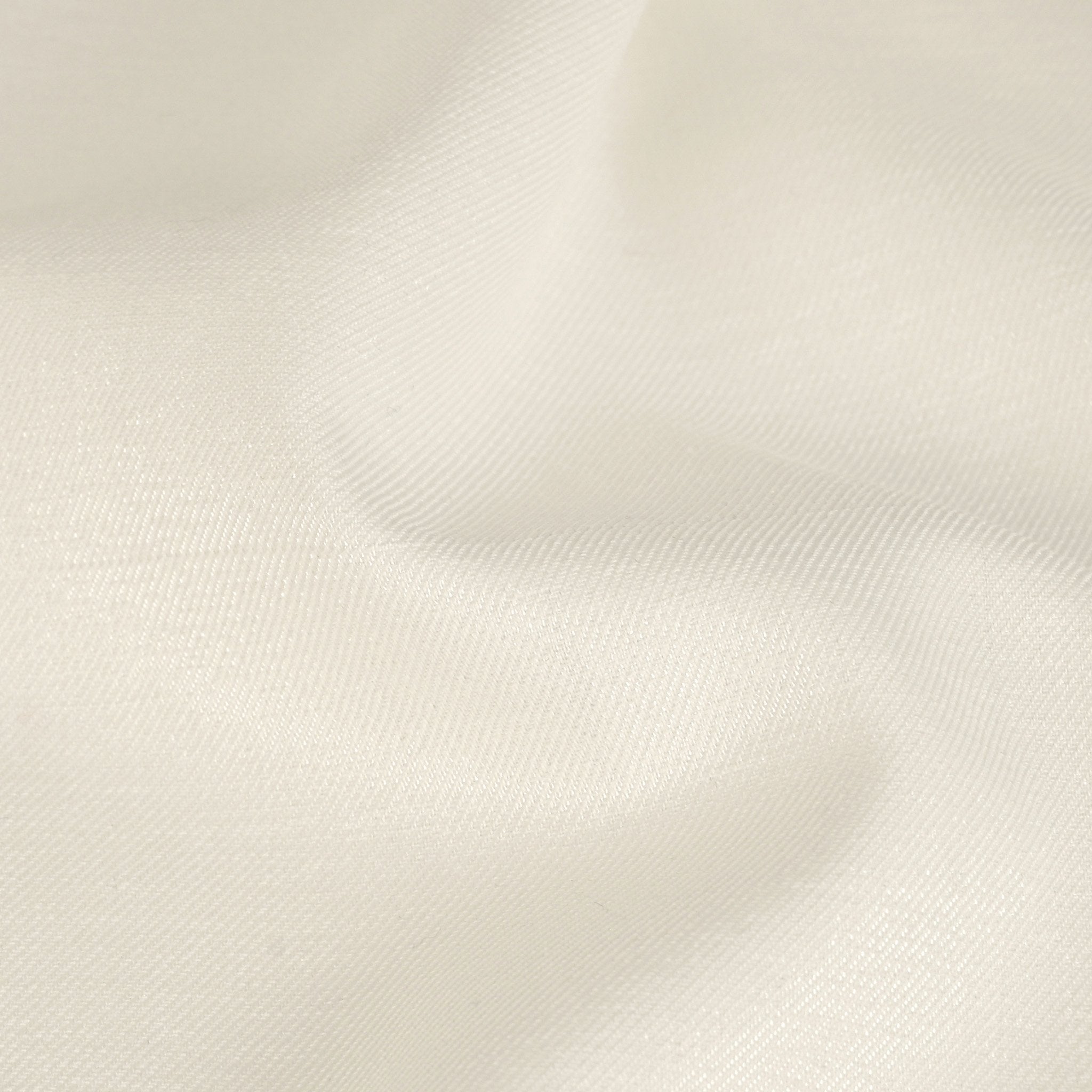 White Sheer Suiting Wool 8952 – Fabrics4Fashion